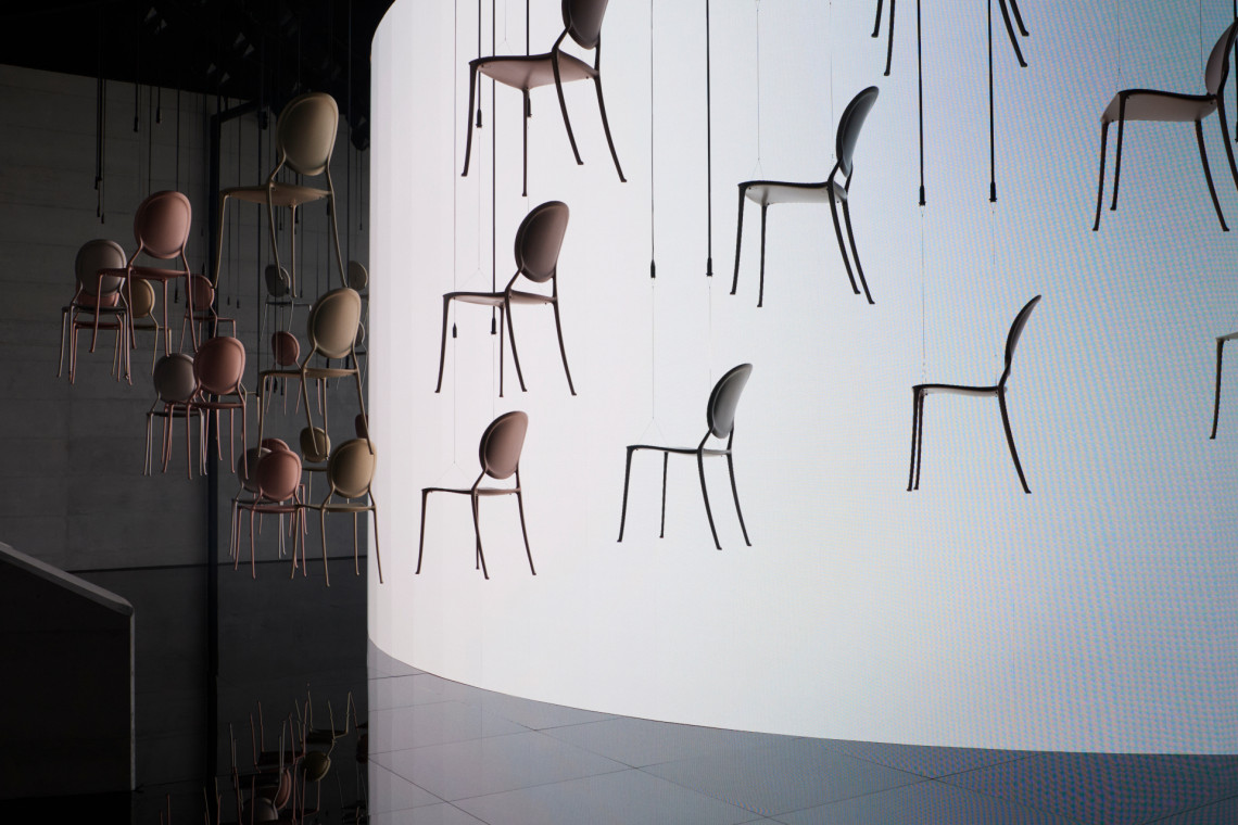 Pan i Pani Dior odwiedzają Mediolan. Projekty Philippe Starcka dla ...