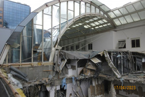 Strabag o wielkiej rozbiórce w centrum Warszawy. Burzenie Atrium ...