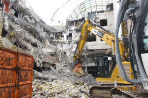 Strabag o wielkiej rozbiórce w centrum Warszawy. Burzenie Atrium ...