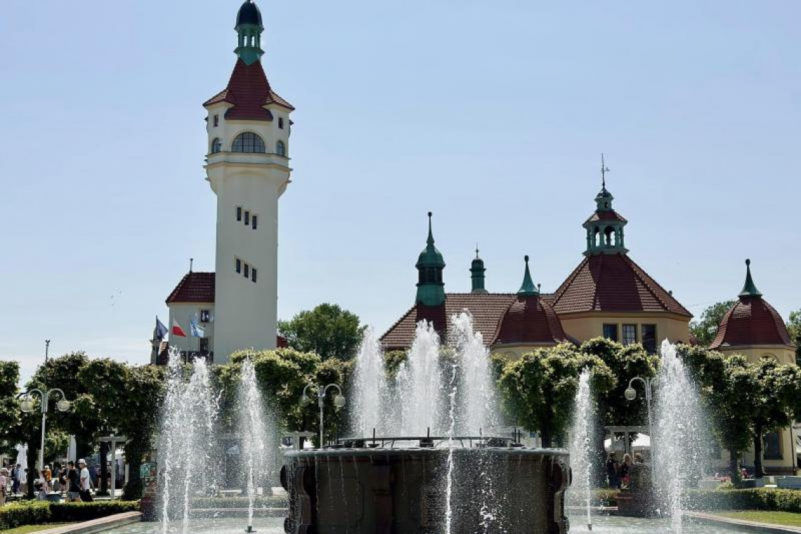 Sopocka wieża-latarnia otworzyła drzwi po remoncie