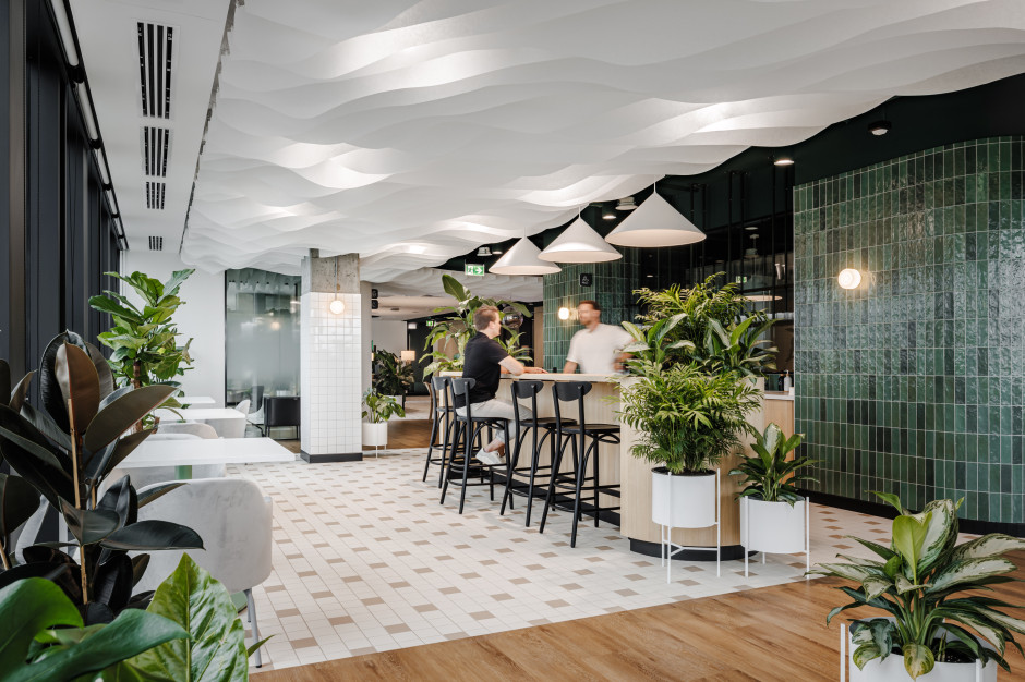 Oto nowa siedziba Lux Med w Warszawie. 13 tys. mkw. na 6 piętrach, gdzie ważny jest dobrostan ...