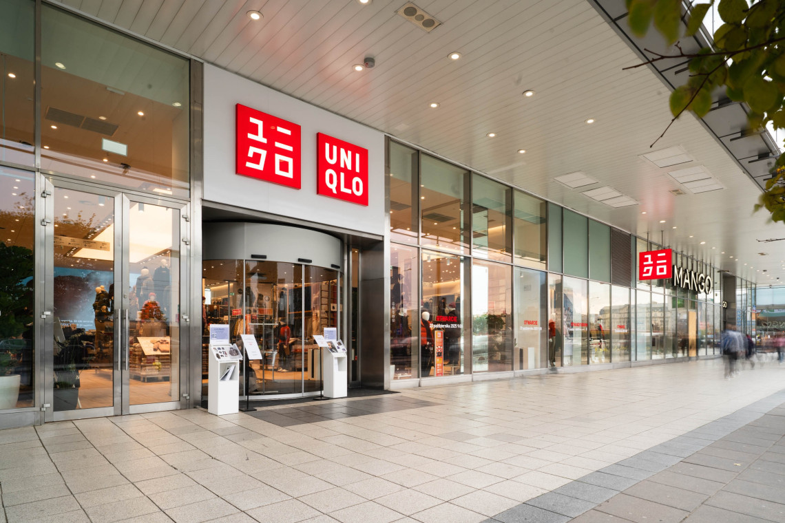 Pierwszy sklep Uniqlo w Polsce powraca w nowej odsłonie. Za nami ...