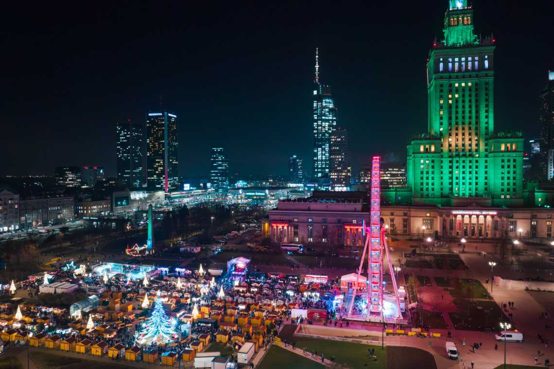 Pierwszy taki jarmark w Warszawie! Plac Defilad i Pałac Kultury nie do ...