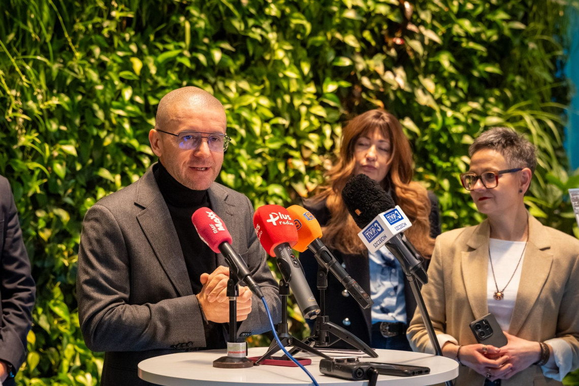 Robert Konieczny z KWK Promes wracają do własnej ikony. Zadzieje się w ...